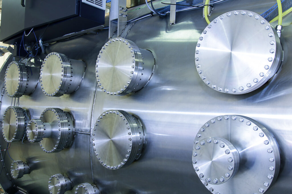 Vacuum Chambers & Pumps | Space Simulation Components | Dynavac